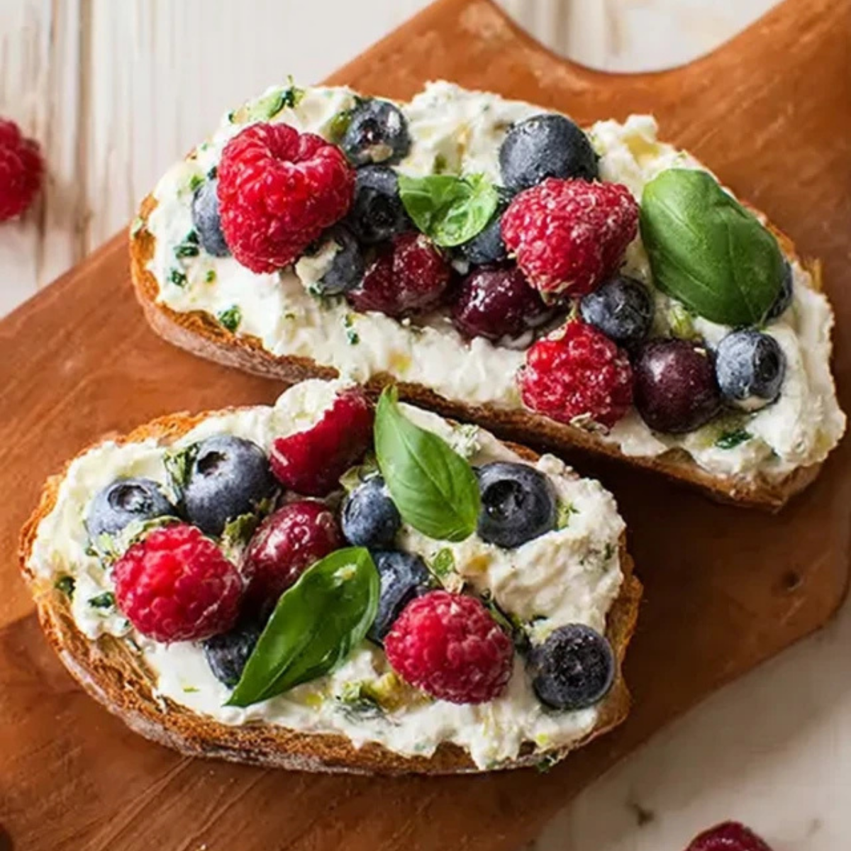 Berries & Basil Cream Cheese Toast Recipe: A Fresh and Flavorful ...